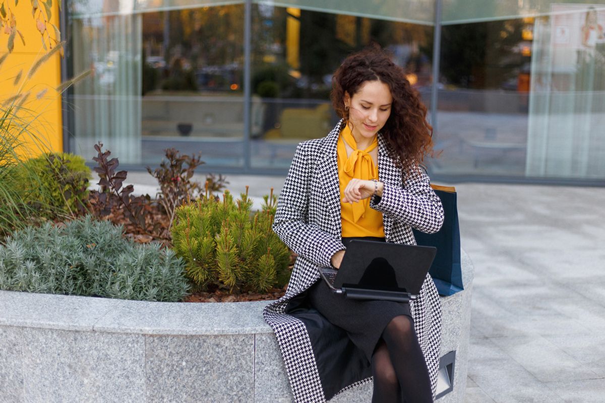 Keep Track Of Your Hours - Work It Daily