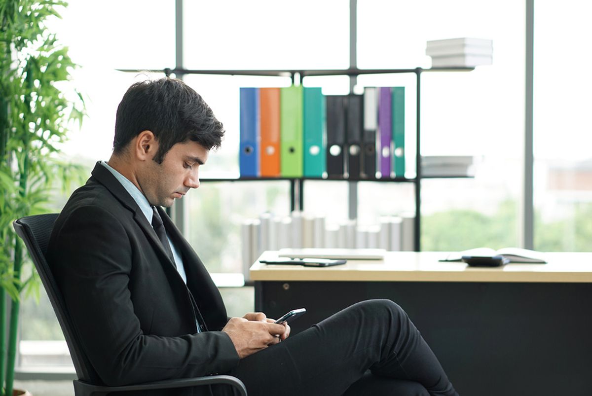 3. Answering Your Phone - Work It Daily